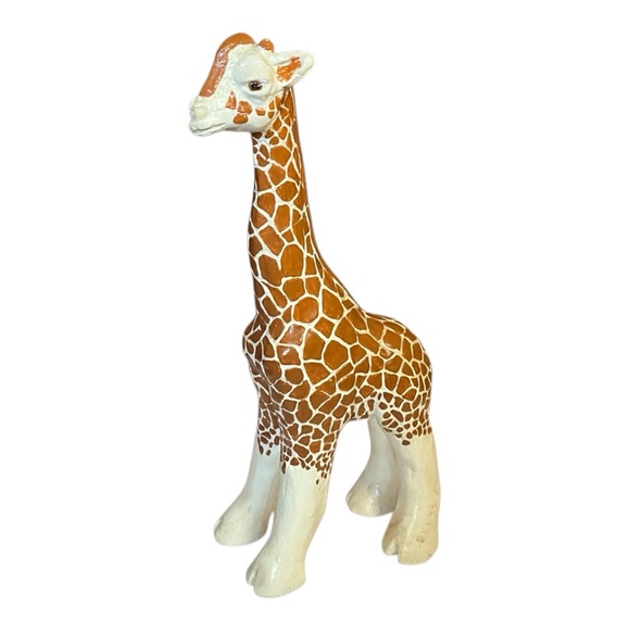 Other | Vintage 7s 8 Heavy Resin Giraffe Figurine In Brown And Cream ...